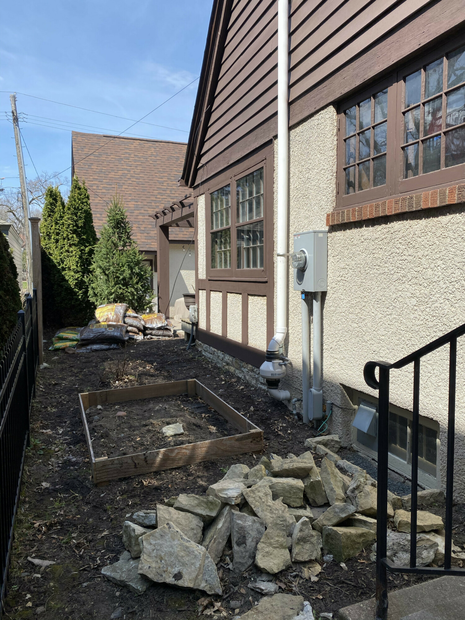 How We Created a Beautiful, Low-Maintenance Backyard Garden in Less ...