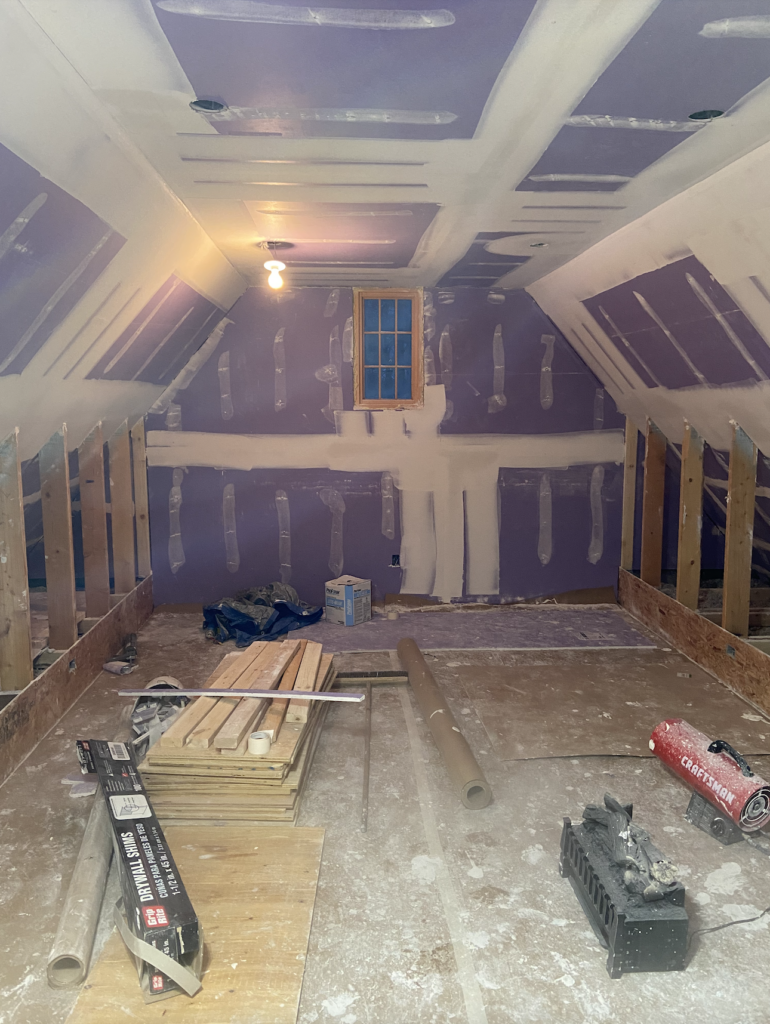 Easy Vertical Paneling Installation - Patticake Wagner